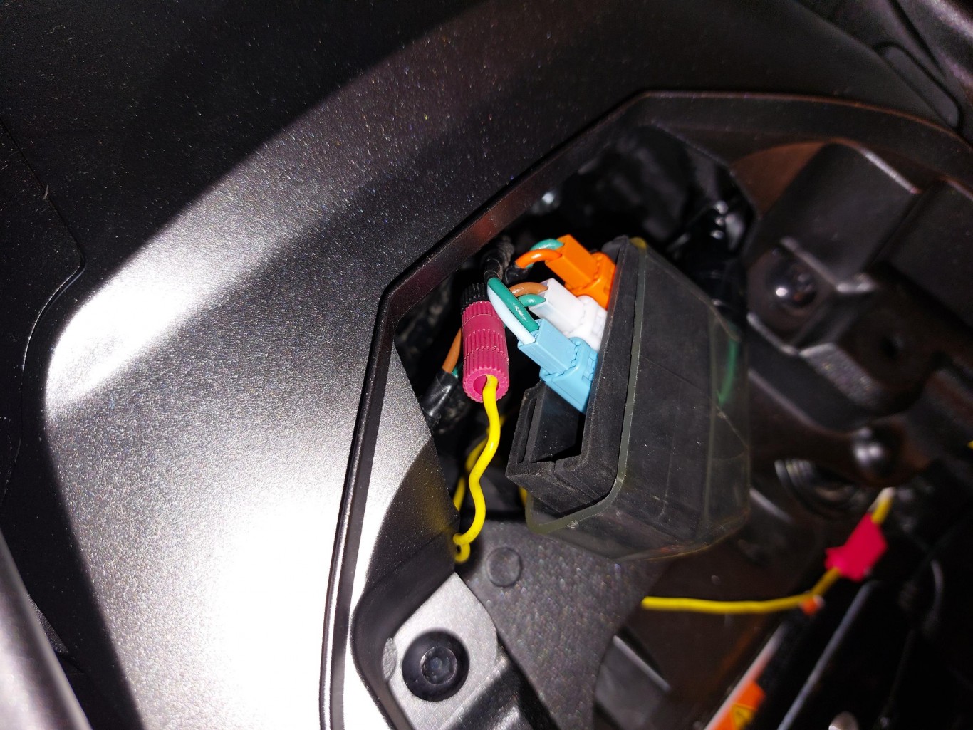 Switched Live - Lighting, Electrical, and Wiring - NT1100 Forum